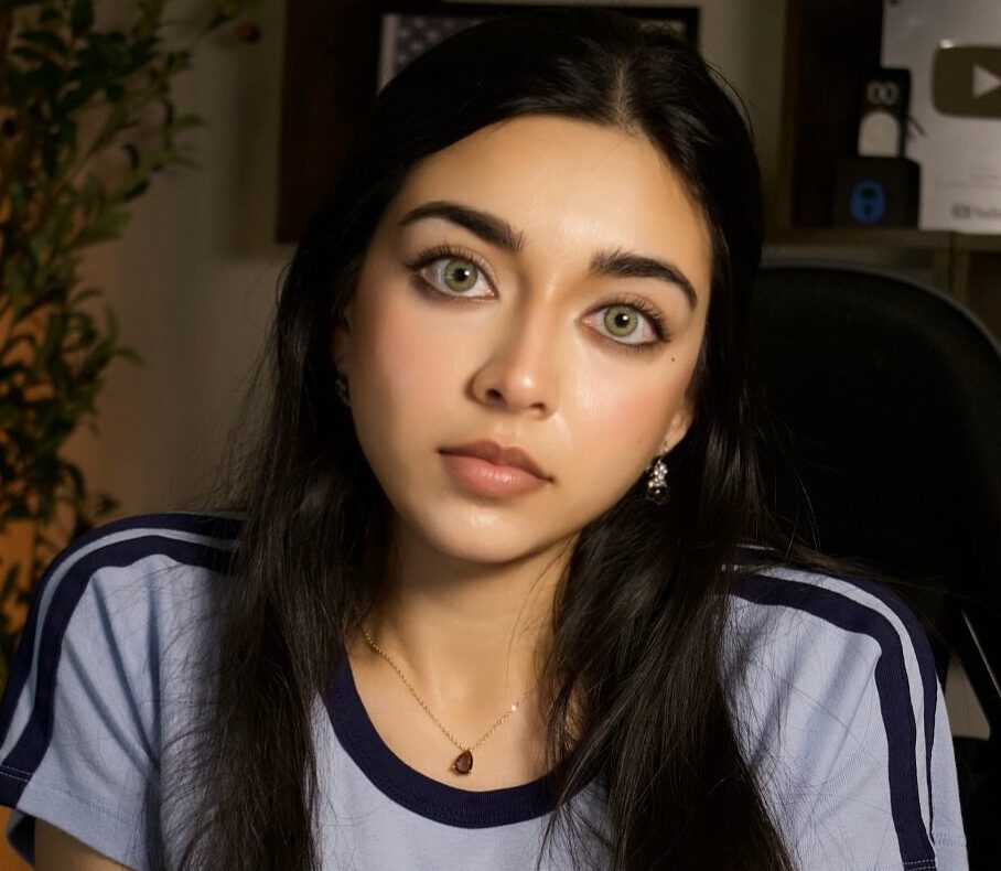 Zara Dar Age, Bio, Career, Height, Net Worth 2025